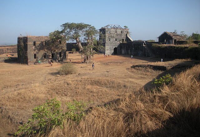 Jaigad Fort: Famous Historic and Scenic Fortress - E India Tourism