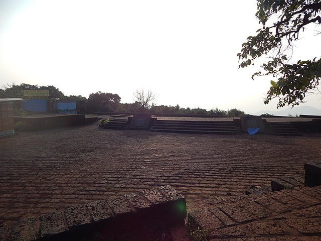 Sunset Point, Mahabaleshwar: A Romantic Spot to Witness the Beauty of ...