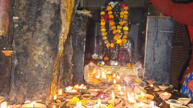 Shri Bhuteshwar Mahadev Temple: A Sacred Shiva Shrine in Mathura - E ...