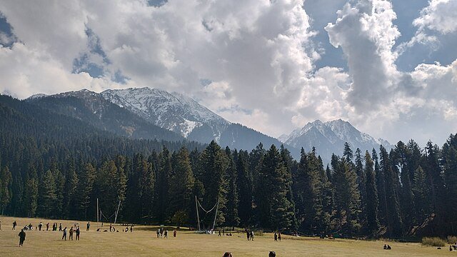 Baisaran: The Enchanting Meadow of Kashmir - E India Tourism