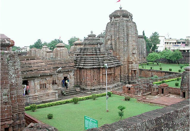 Lingaraj Temple: The Spiritual Heart of Bhubaneswar - E India Tourism
