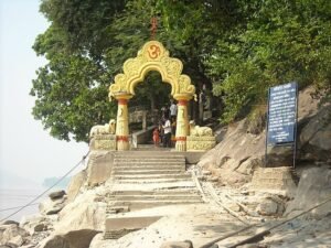Umananda Temple: Famous Spiritual Haven on the Peacock Island - E India ...